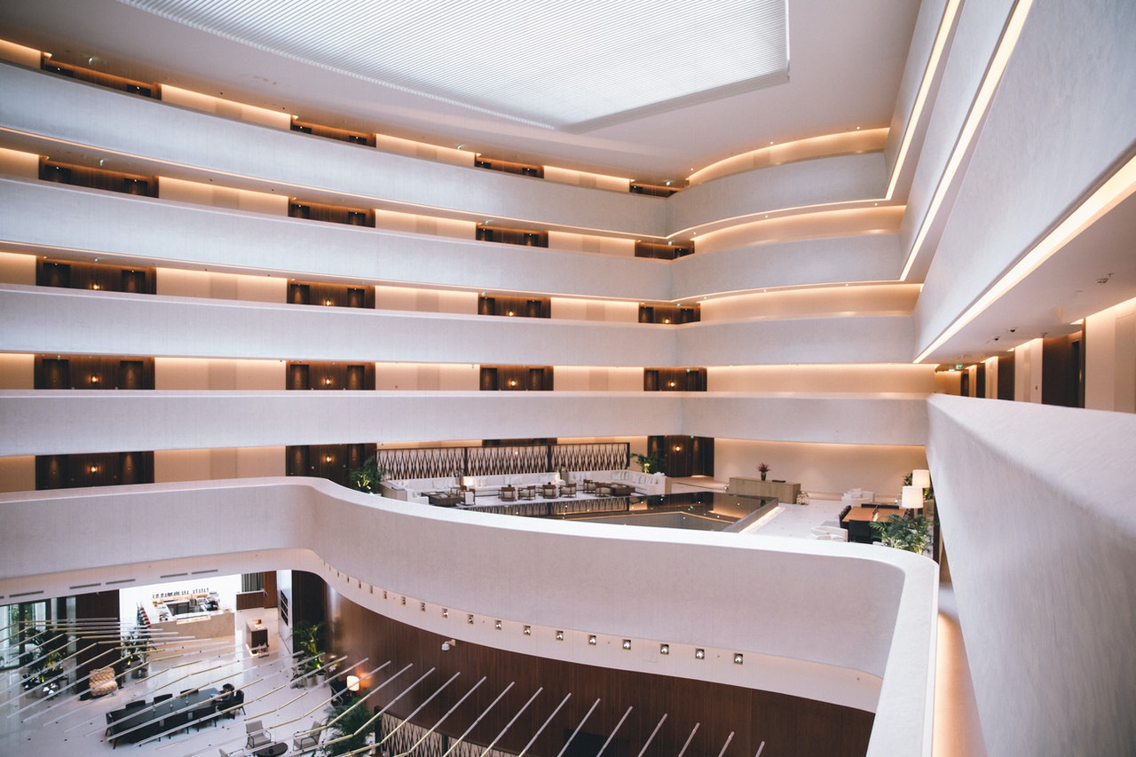 Who Owns Embassy Suites? - Crazy For Business